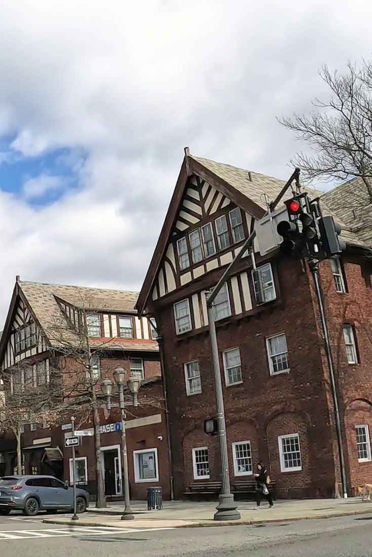 20 Best New York Suburbs 2025 - Suburbs 101