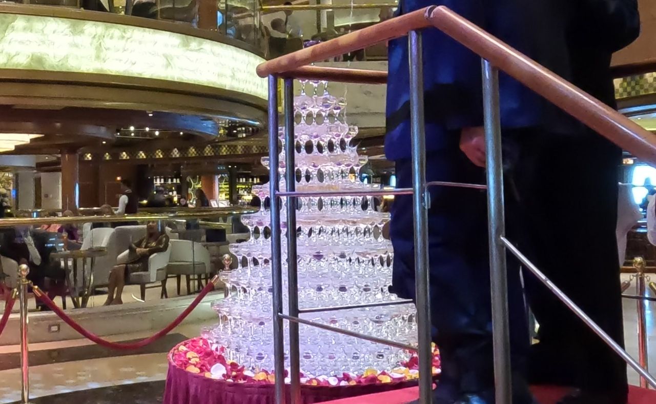 10 Ways to Score Free Champagne on a Cruise (How to Drink for FREE ...