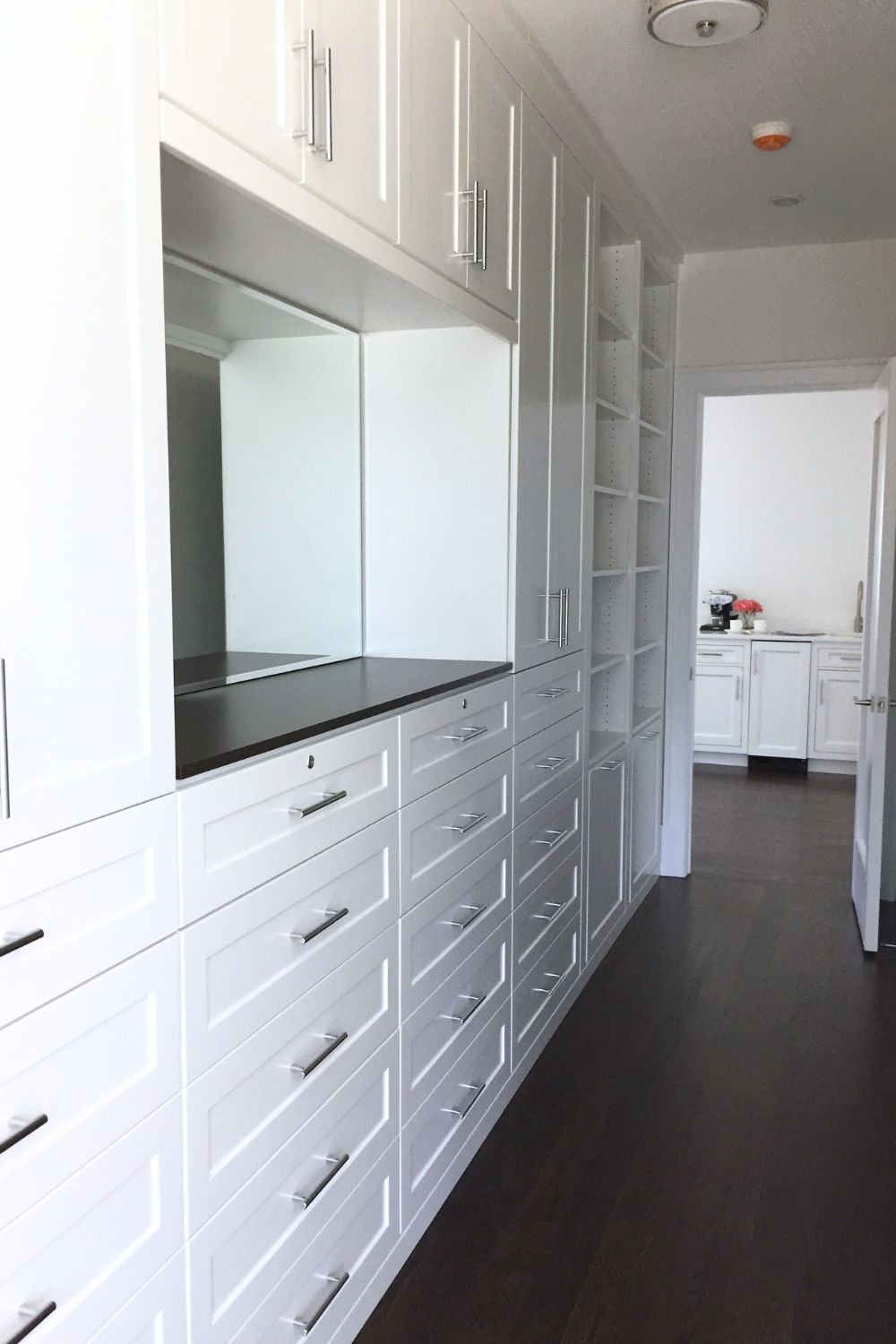 9 Luxurious Walk In Closet Ideas to Gawk At - Suburbs 101