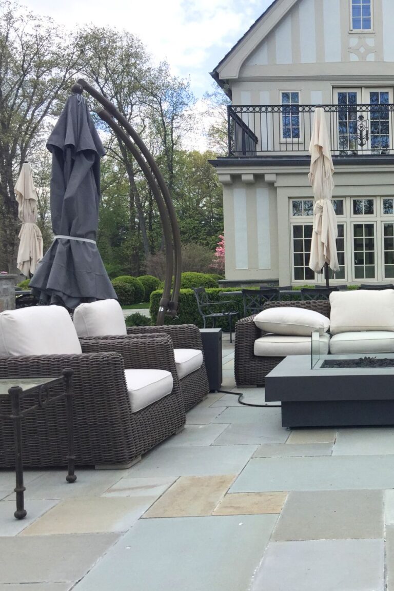 13 Stunning Backyard Patio Designs You'll Wish You Have - Suburbs 101