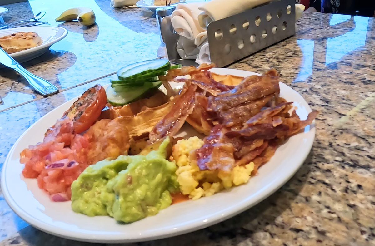 24 Best Foods to Eat on Cruises - Suburbs 101