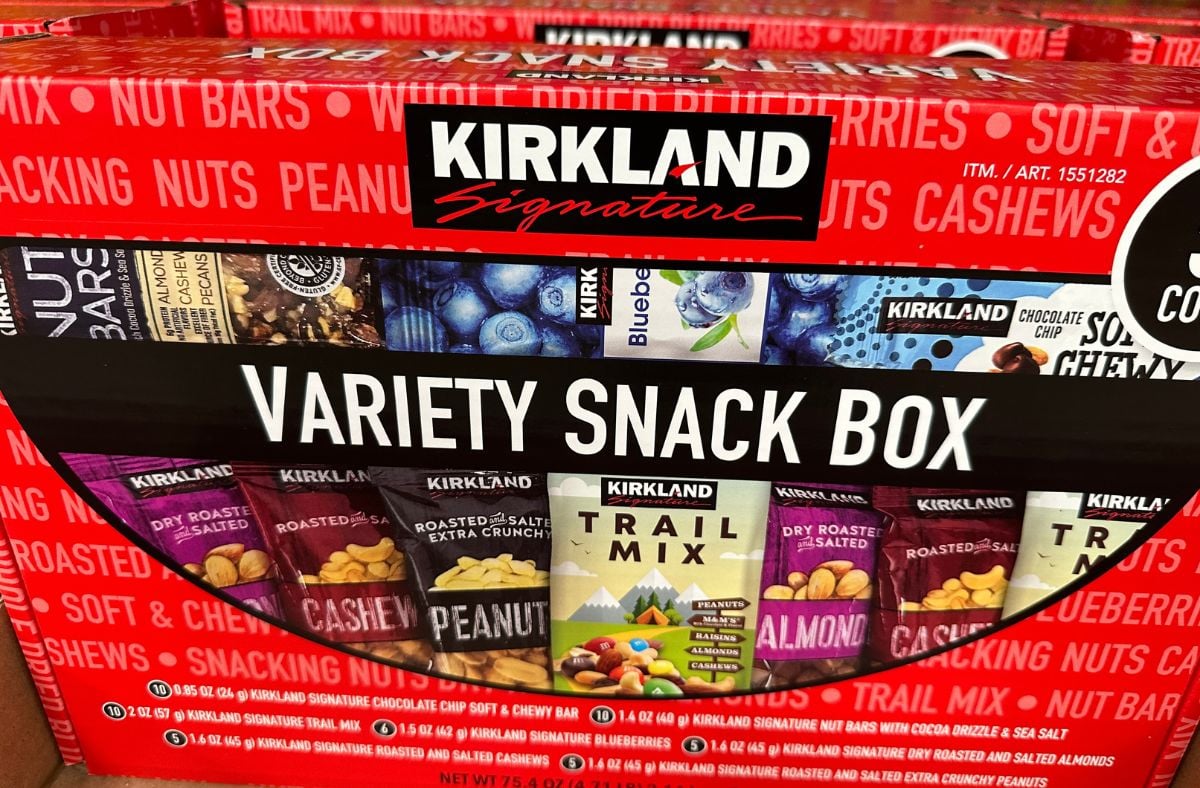 22 Easy Beach Picnic Foods to Buy at Costco - Suburbs 101