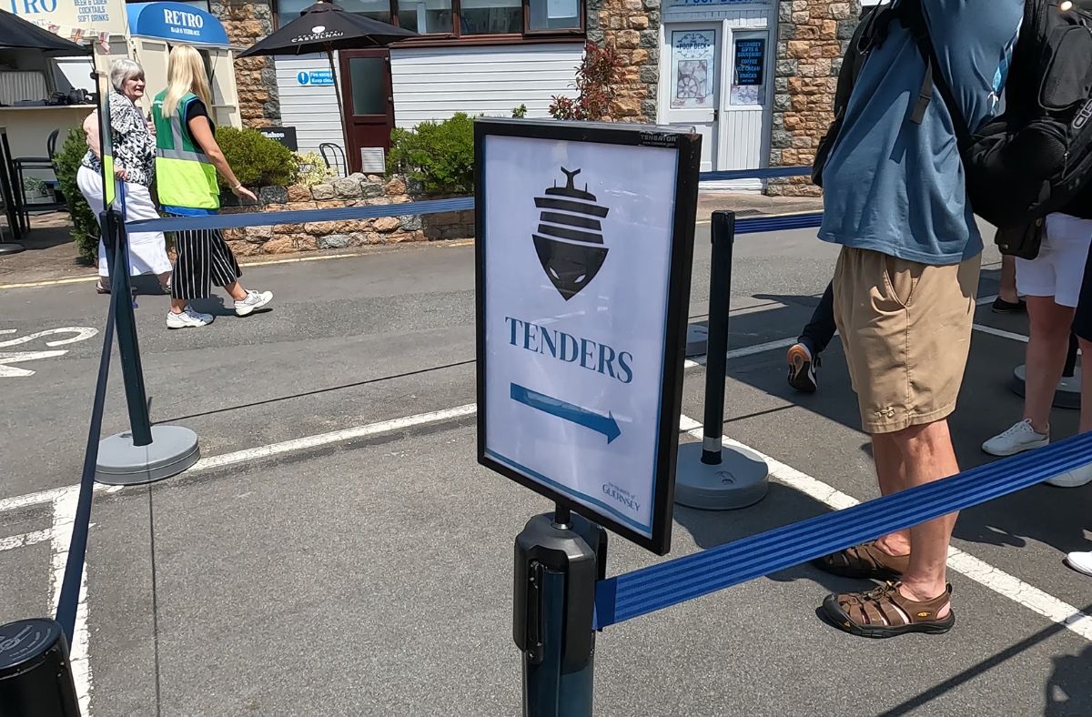 How Does the Cruise Tender Boat Process Work? Important Tips - Suburbs 101
