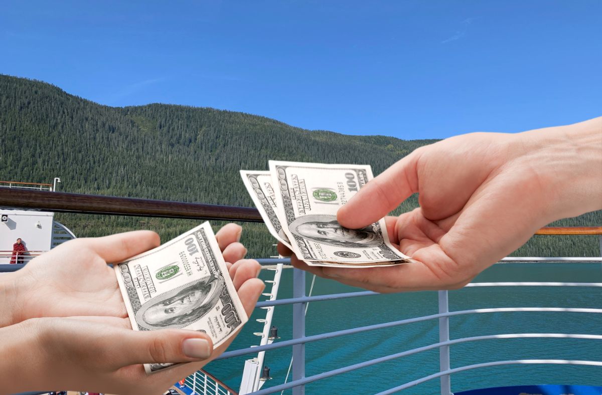 How Does Automatic Gratuity on Cruises Work? - Suburbs 101