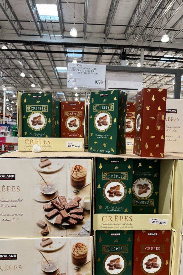 18 Easy Christmas Dessert Board Ideas from Costco for Your Christmas ...