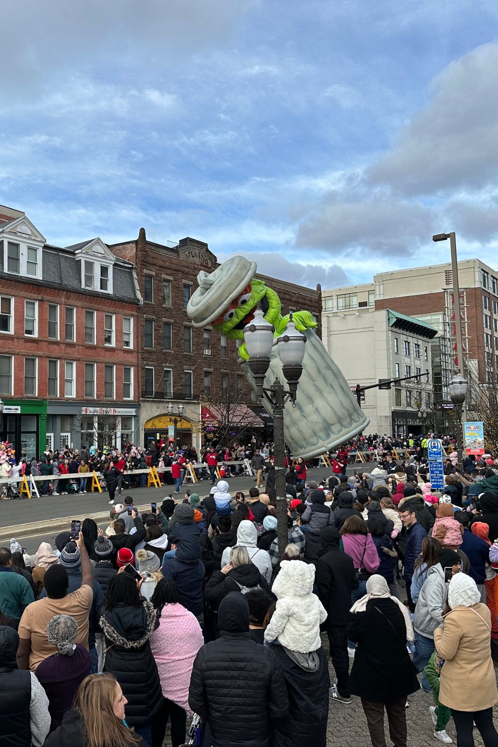 Stamford Downtown Parade Kicks Off the Holiday Season - Suburbs 101