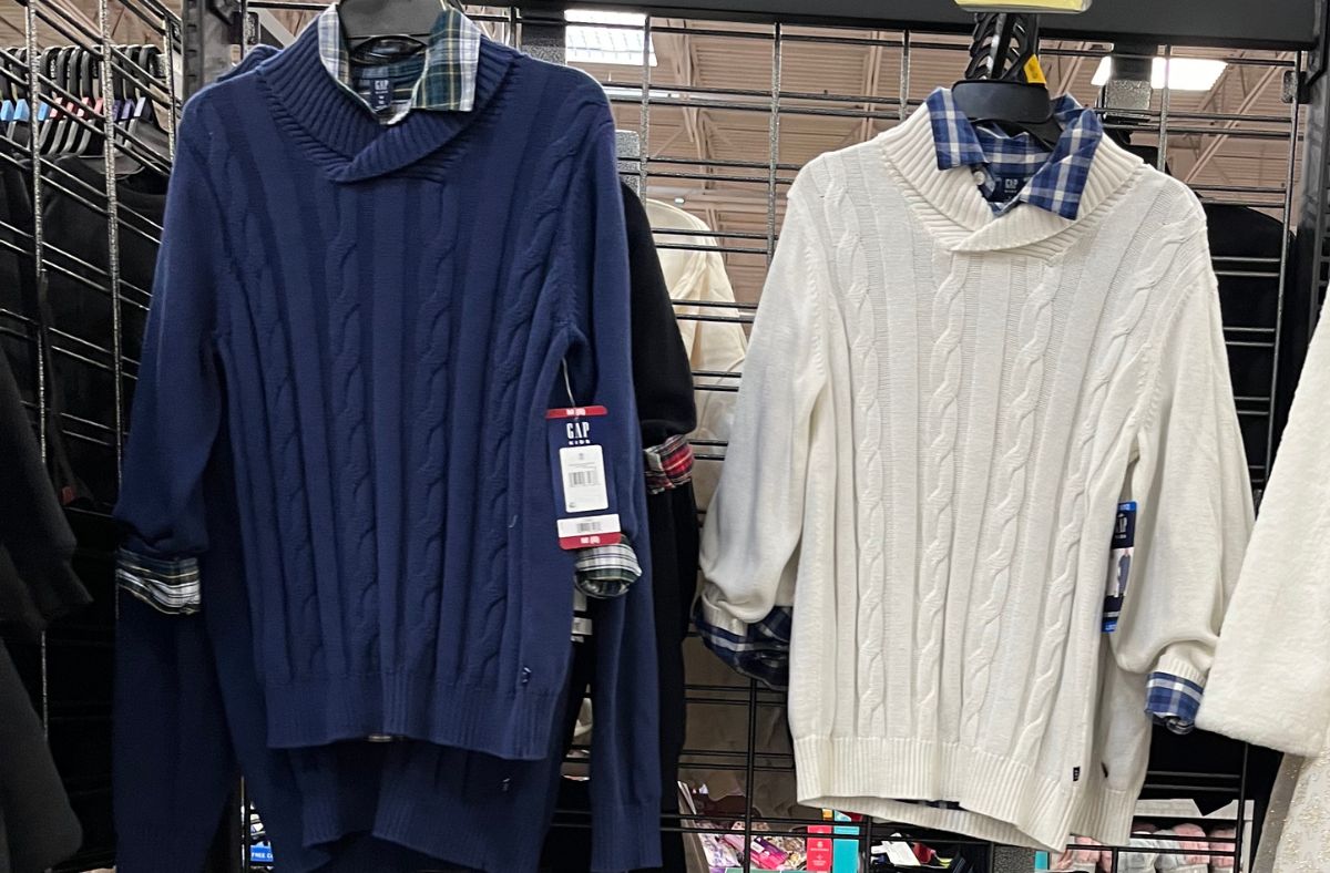 15 Festive Holiday Clothing Deals at Sam's Club Under $22 that are ...
