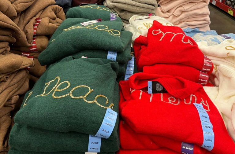 15 Festive Holiday Clothing Deals at Sam's Club Under $22 that are ...
