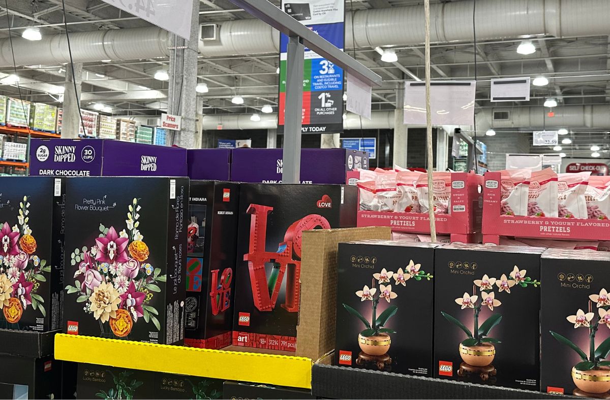 20 Last Minute Valentine's Day Gifts from Costco that Will Impress ...