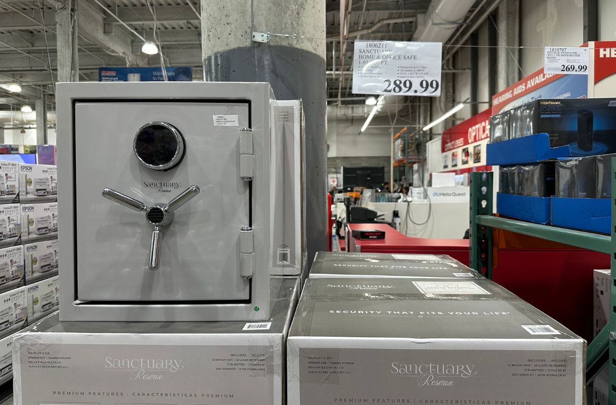 20 Last Minute Valentine's Day Gifts from Costco that Will Impress ...